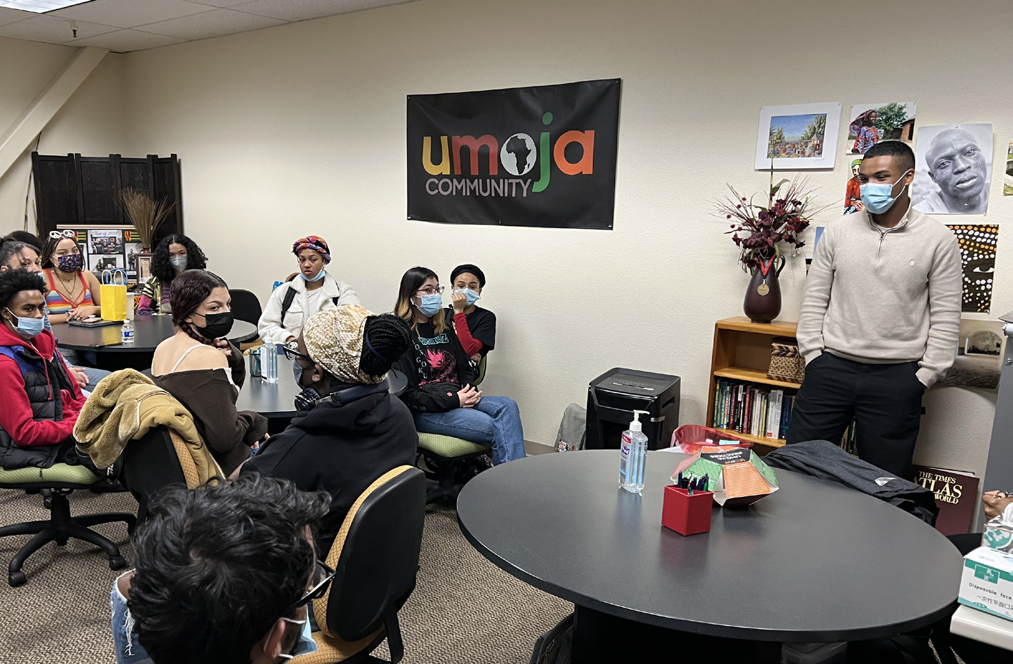 BCC Umoja Scholars Build Community at Traditional Meet & Greet