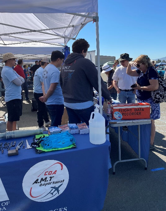CoA AMT Volunteers at Reid-Hillview Airport Aviation Career Exploration